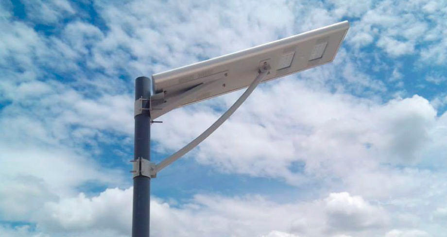 An introduction to Solar Street Lights | Ulaginoli Energy Solutions